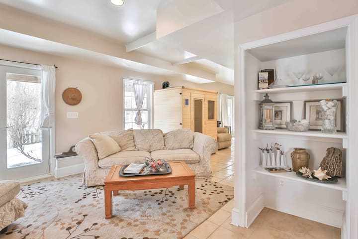 Bluebell Overlook Water View Firepit - Purcellville, VA