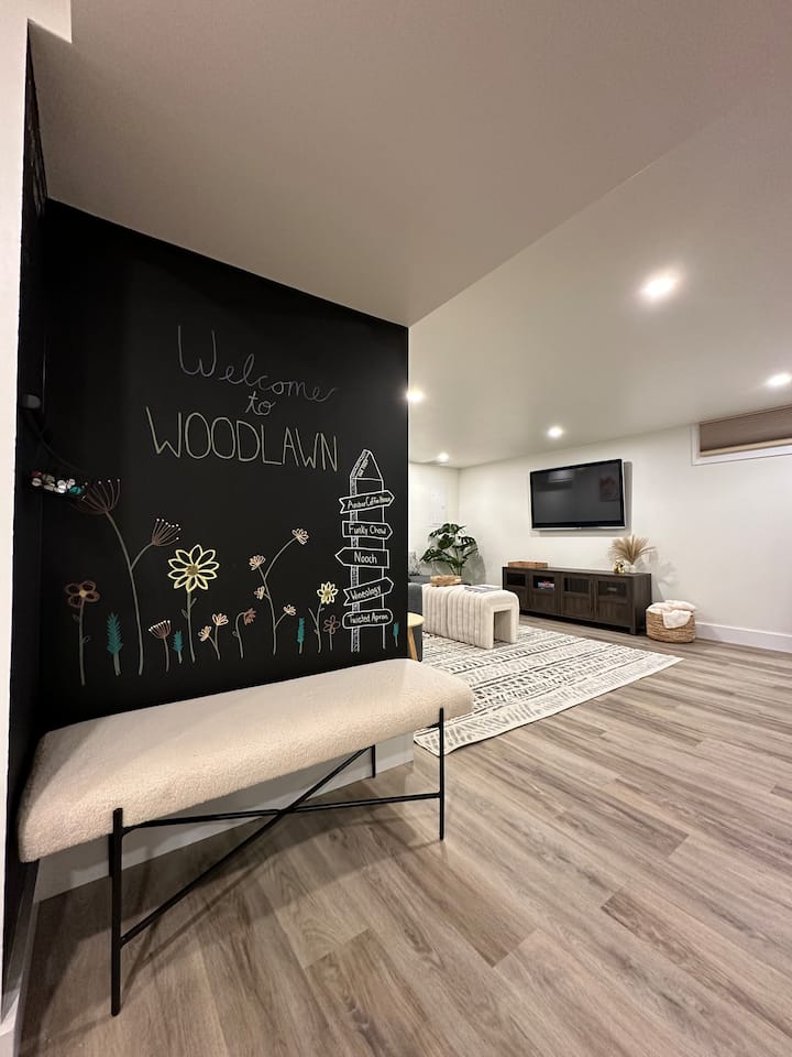 Welcome To Woodlawn - Windsor