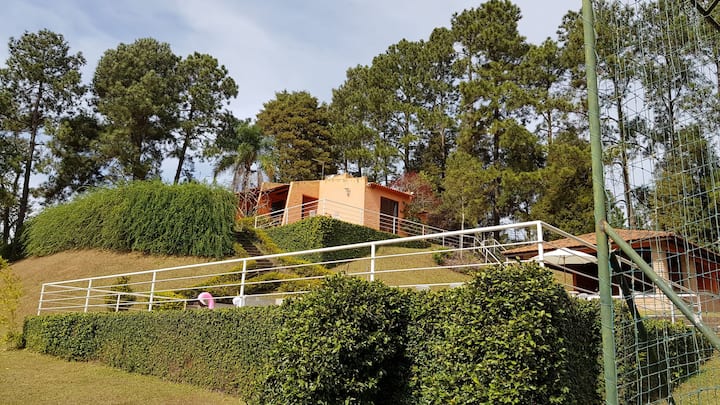 Chácara Maravilhosa à 54km De Sp - Mairinque - São Roque