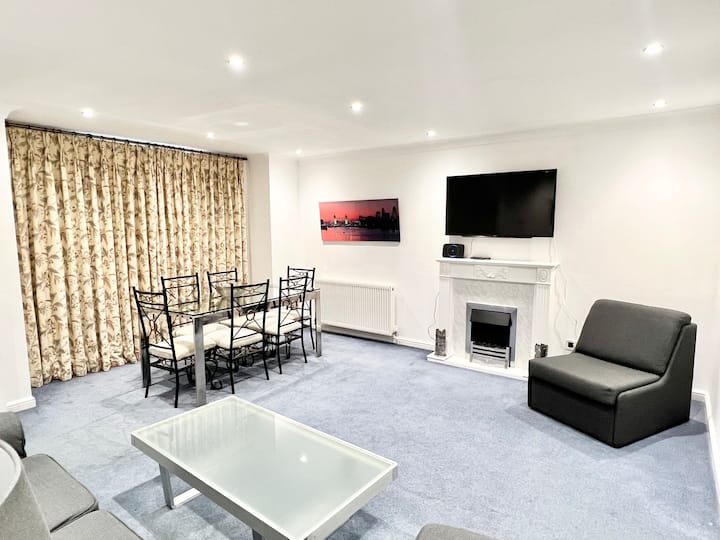 Central London Modern And Spacious Apartment - London, UK