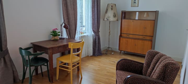 Zweizimmerwohnung Mit Balkon - Bonn