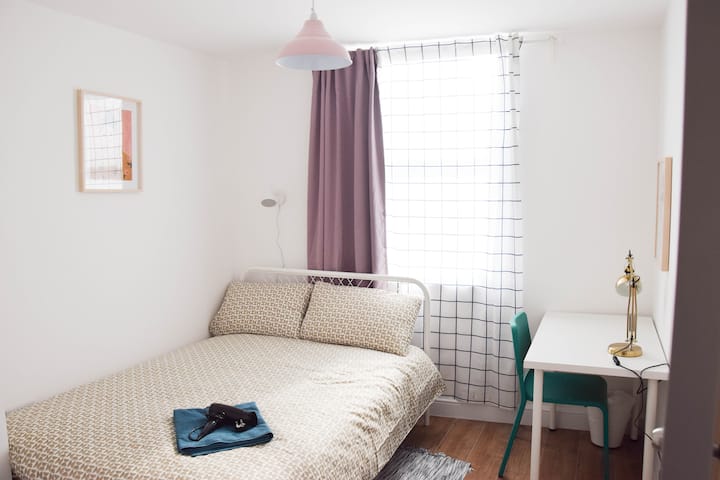Lovely Double Bedroom Nr Grand Hotel In Centre - Leicester