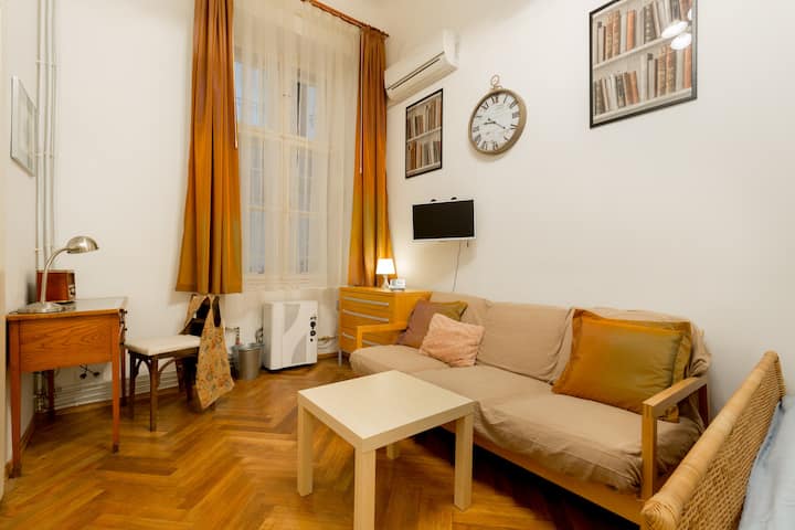 Nora Apartment - 布達佩斯