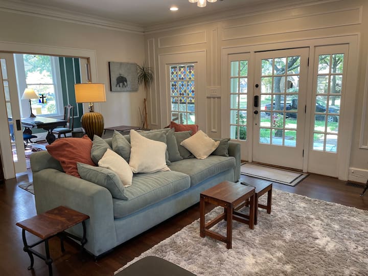 1920s Swiss Ave Historic District Cottage - Dallas, TX