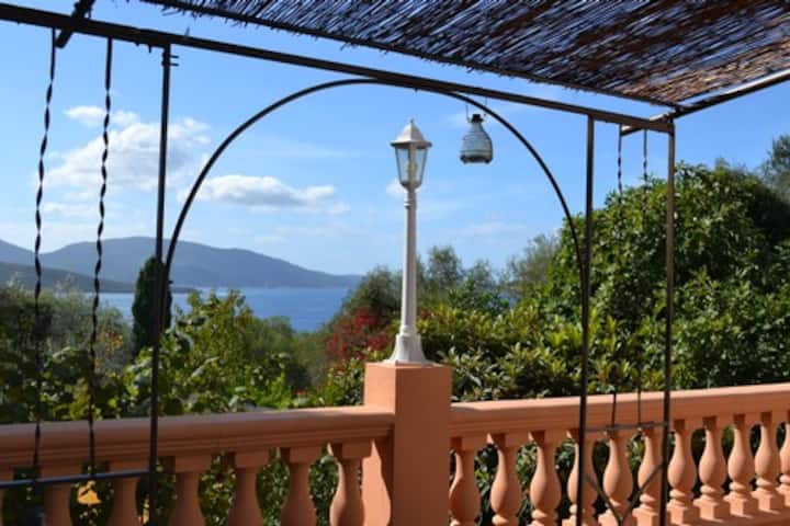Locpoi - Magnifique Villa  T6  Proche Plage -  2* - Propriano
