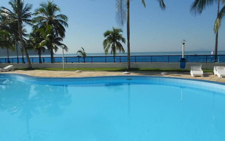 Apartamento Pé Na Areia  Praia Martin Sá - Caragua - Caraguatatuba