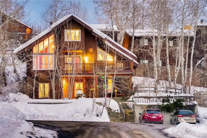 Ski Chalet Close To Mountain W/ Great Valley Views - Steamboat Springs