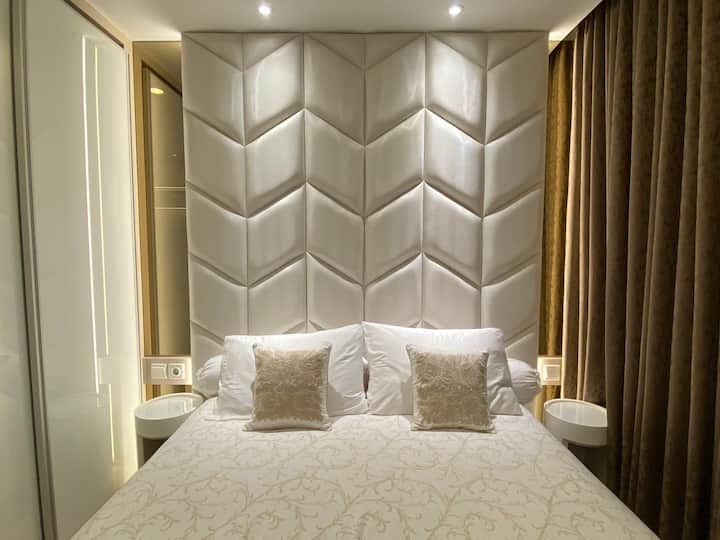 Modern City View Gold Coast Studio #11 Apartment - Jakarta