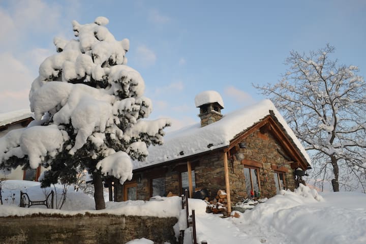 Baita Con Giardino Recintato - Ala di Stura