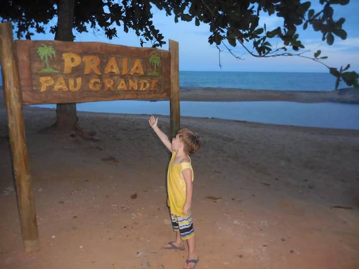 Casa De Praia Em Piúma Opção 2 Com Ar Condicionado - Itaoca