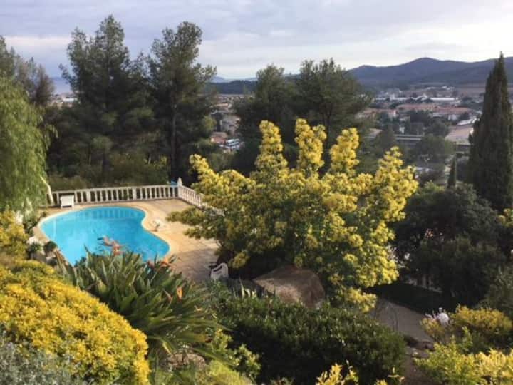 Appartement Indépendant Avec Accès Piscine - Île du Levant