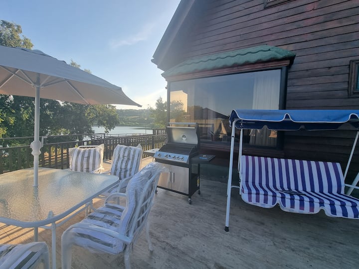 Casa En La Playa De Panguipulli - Puyehue