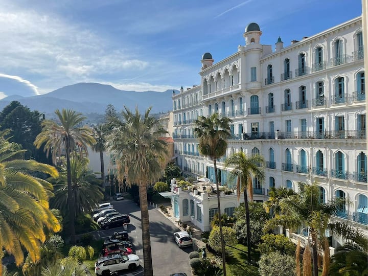 Superbe Appartement Dans Le Centre De Menton - Plage Rondelli (Menton)