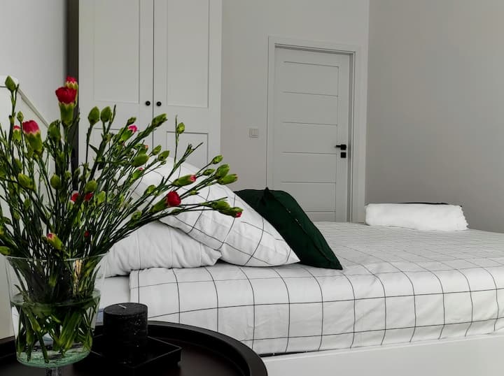Legnicka 33 •Parking Podziemny •Widok Na Panoramę - Wrocław