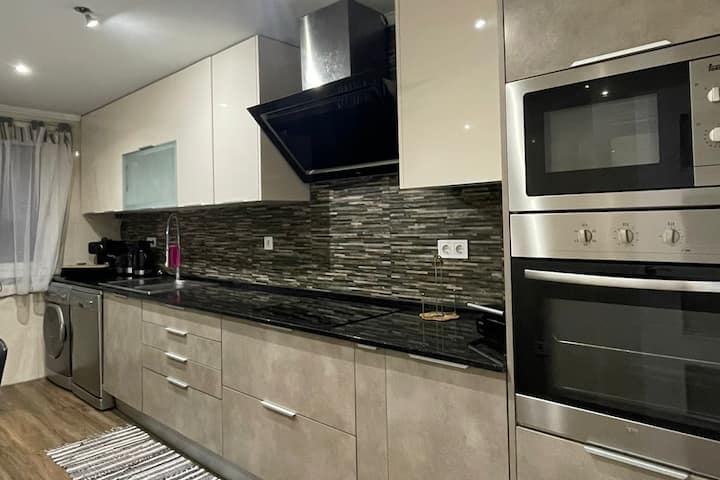 Apartamento Bem Localizado Apenas 14 Km De Lisboa - Corroios