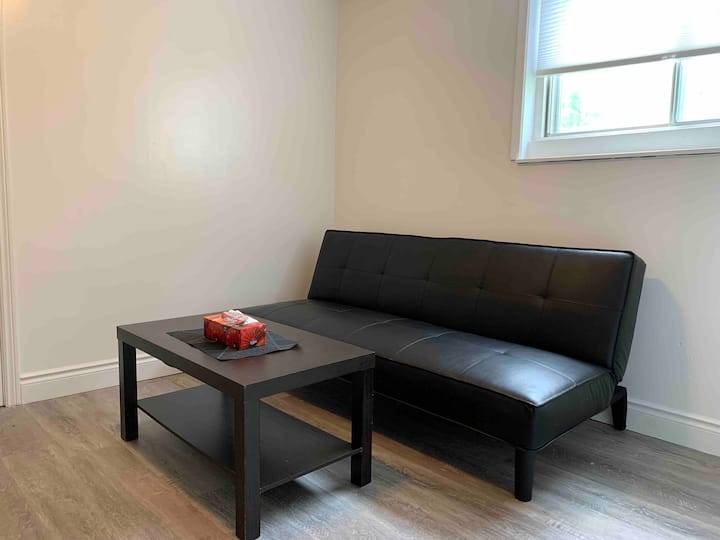 Entire One Bedroom Bright Apartment - Brampton