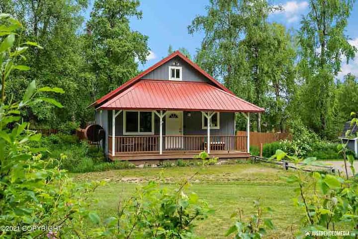 Kismet Creek Ranch, Raven Cabin B  Hatcher Pass - Alaska