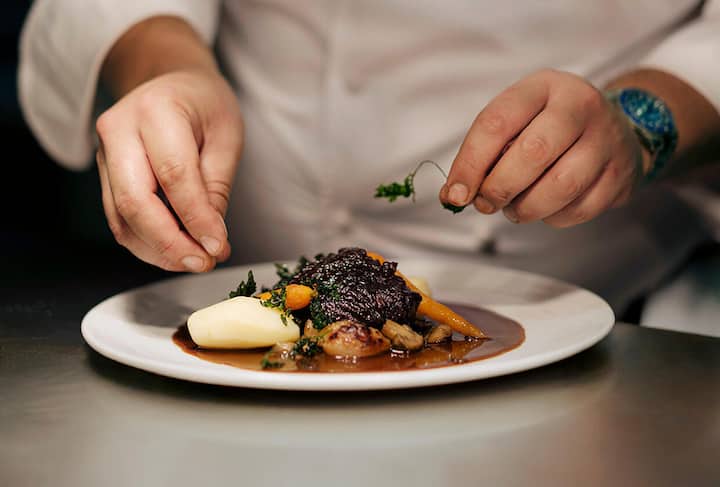 Chefs in Lyon - Auvergne-Rhône-Alpes | Airbnb