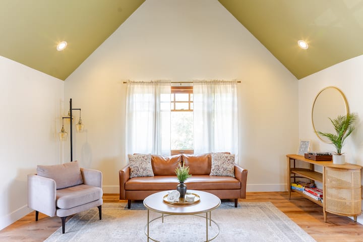 Villa Verde - 5 Miles To Disney! - La Habra, CA