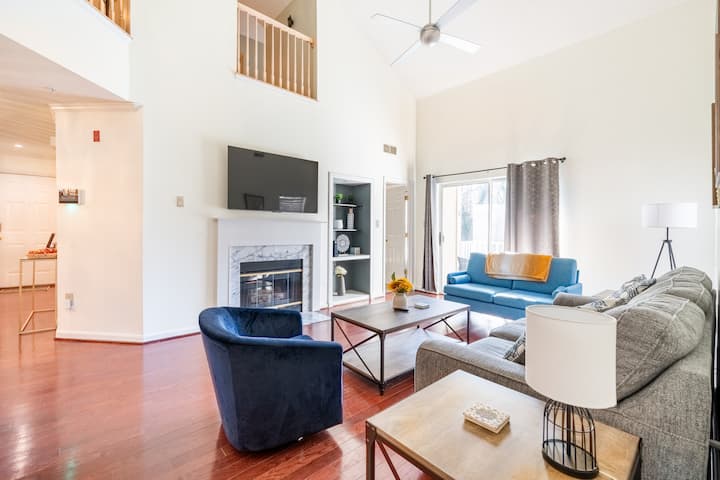 Great For Long Stays, Pet Friendly, Ev Chargers! - Towson, MD