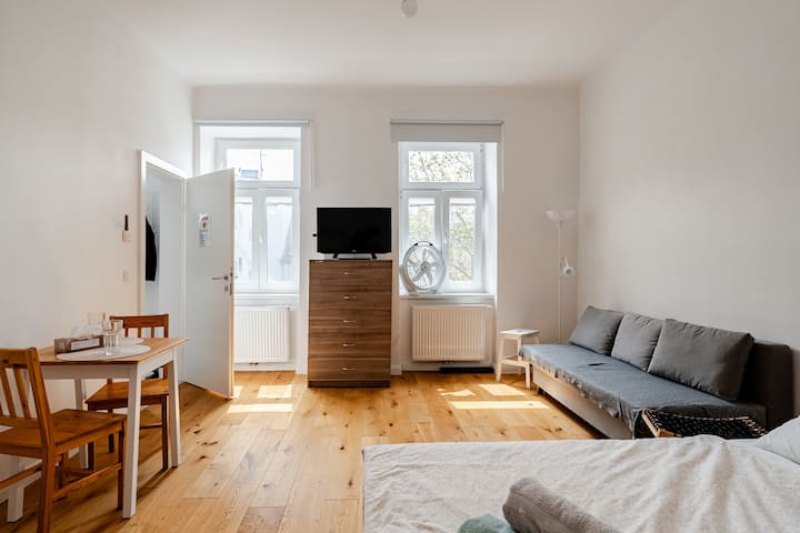 Garage | 5 Min Walk Metro | 36m2 | Dishwasher - Wien