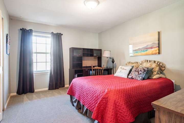 Reasonable Stay - Murray Hill, KY