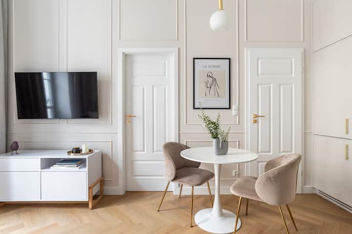 Cozy & Stylish Central Warsaw Apartment - Varsovie
