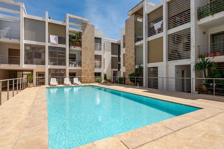 Prestigia – 2 Chambres, Piscine & Sécurité 24h/24 - Fez