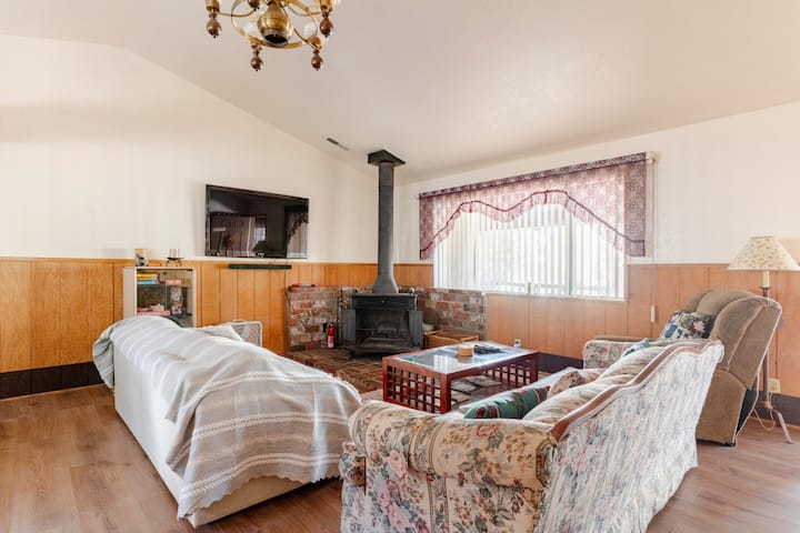 Best Value Big Bear-quiet-cozy-pet Friendly
Wifi - Big Bear City