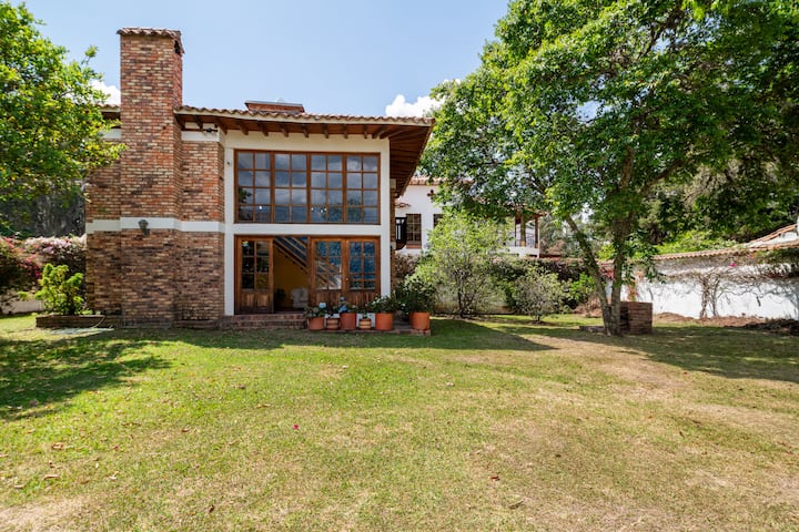 Casa Familiar, 10 Minutos De La Plaza A Pie - Villa de Leyva