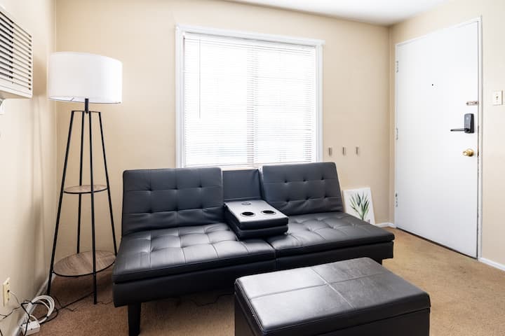 Pet-friendly Serenity Spot On Dorthy Lane - Dayton, OH