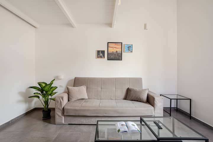 Blue Rosselli 59 - Florence