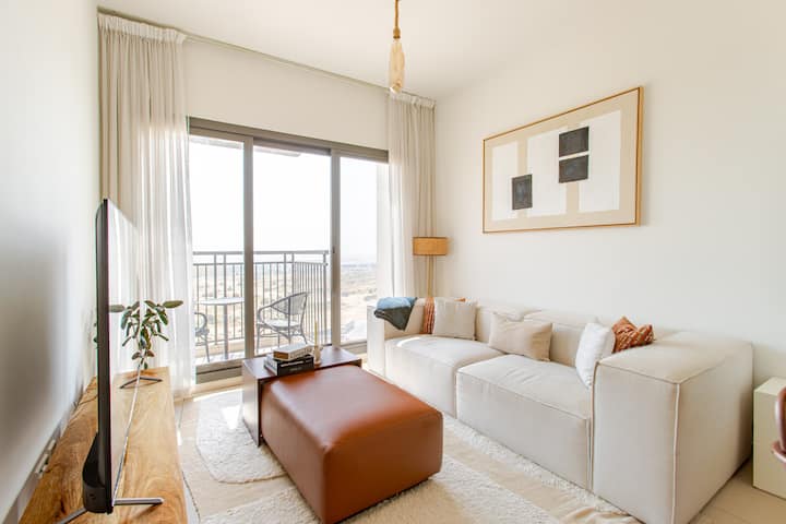 Spacious Modern 1 Br Una, Town Square. - Dubái