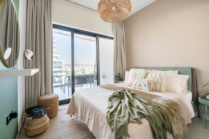 Top 10% - Unique 1br Smart-home Near Dubai Airport - Dubai