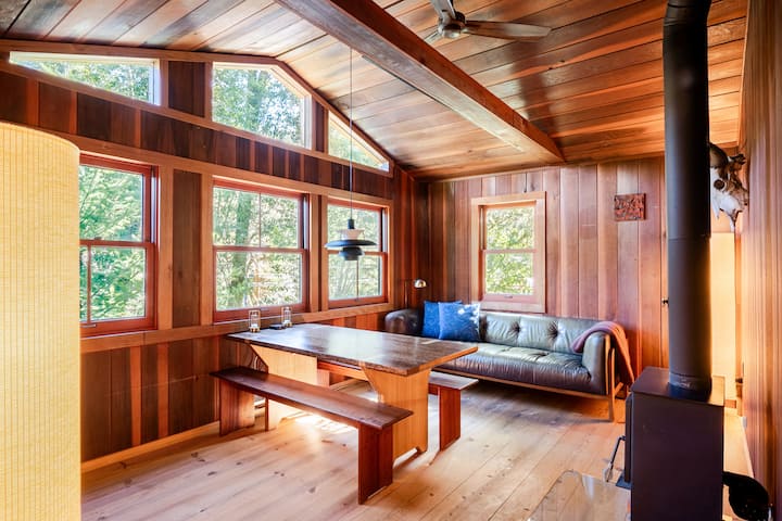 The Cazadero Cabin With Sauna And Wood Stove - Cazadero, CA