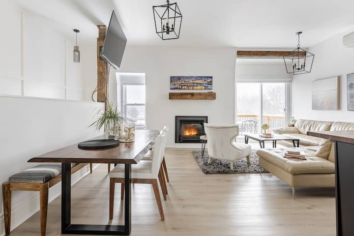 Deluxe Water View Loft - Free On-site Ev Charging - Perth