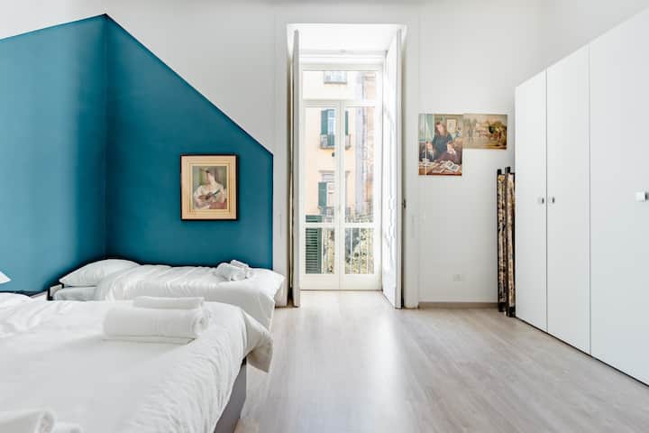 Stylish Modern Apt For 3 Near National Museum - Napoli