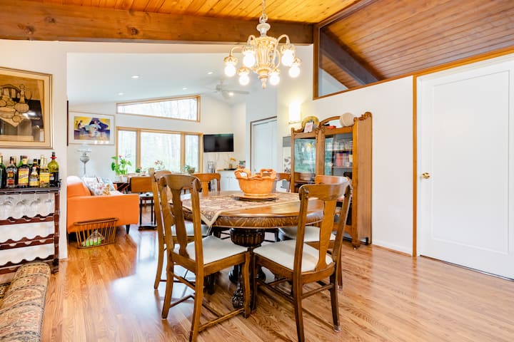 Home Hospitality, Finger Lakes - Ithaca, NY