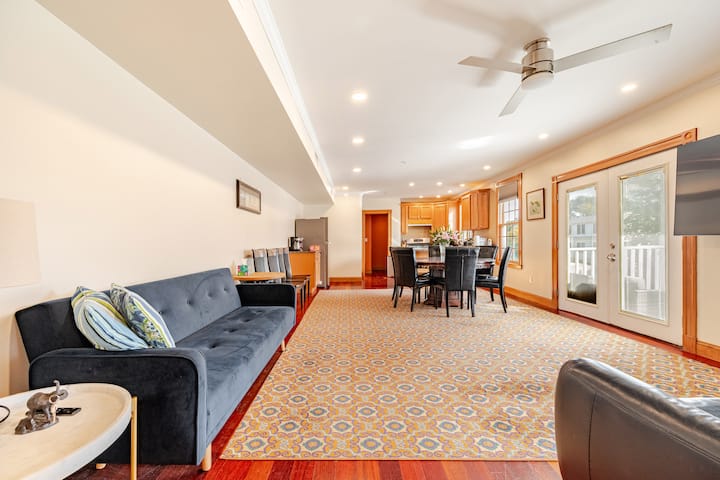 3br/3ba | 3 Parking | By Central Sq, Harvard & Mit - Boston, MA