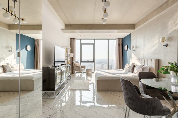 Lux Skyline Studio W/ Panoramic Views In Istanbul - Istanbul