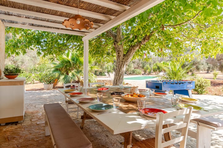 Trullo Sorores: Villa, Lamia & Piscine (12 Pers) - Apulia