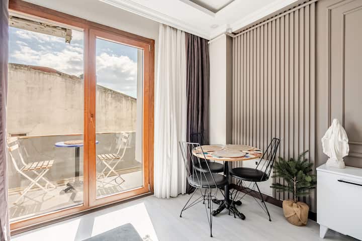 Galataport - 3 Beds Apartment - Karaköy