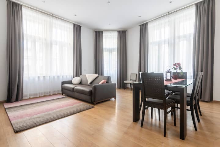 Riverside Palace Apartment 103 - Prague