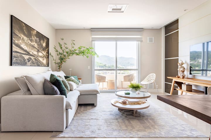 Apartamento Em Condomínio Clube. - Florianópolis