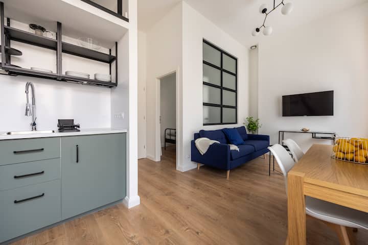 Cozy Central Hideaway: Sleeps 4 At Jewish Quarter - Budapest