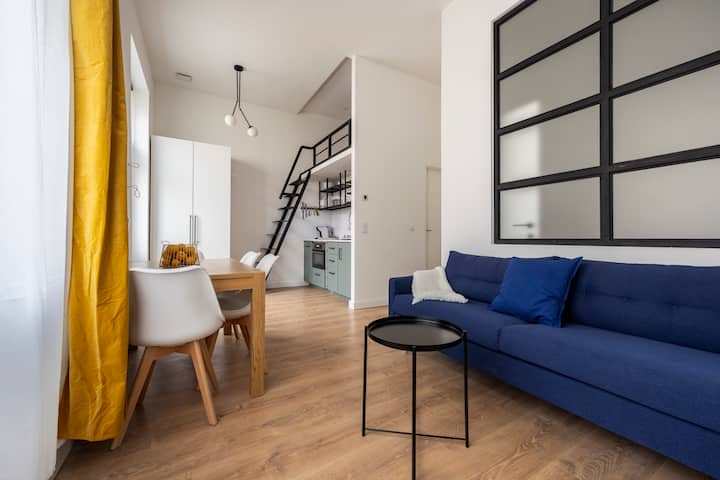 Cozy Central Hideaway: Sleeps 4 At Jewish Quarter - Budapest