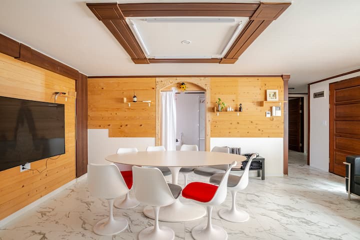 5br 패밀리 하우스, 명동 7분, 광화문 10분, 남산뷰, Patio 사용 - Seúl