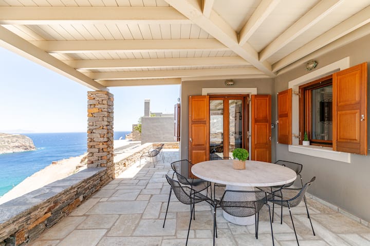 Villa With Sea View At Spathi Beach - Кея