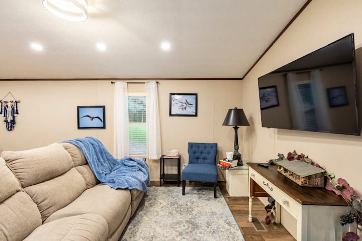 Country Retreat 2/1 Private Guest House - Lancaster, TX