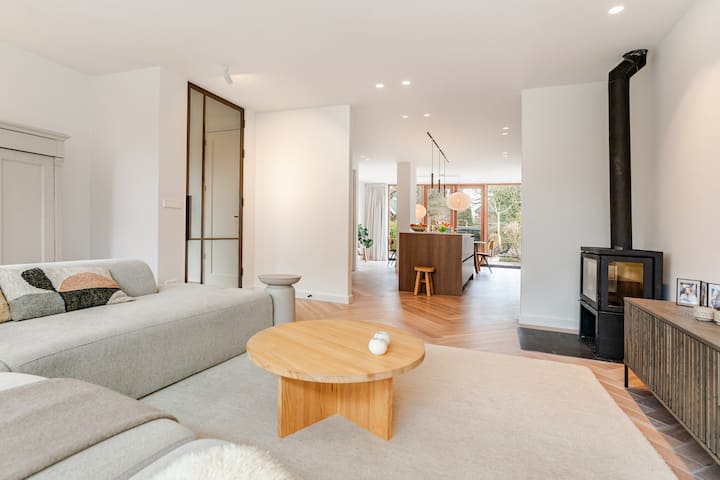 Modern & Spacious Family Close To Amsterdam - Noord-Holland